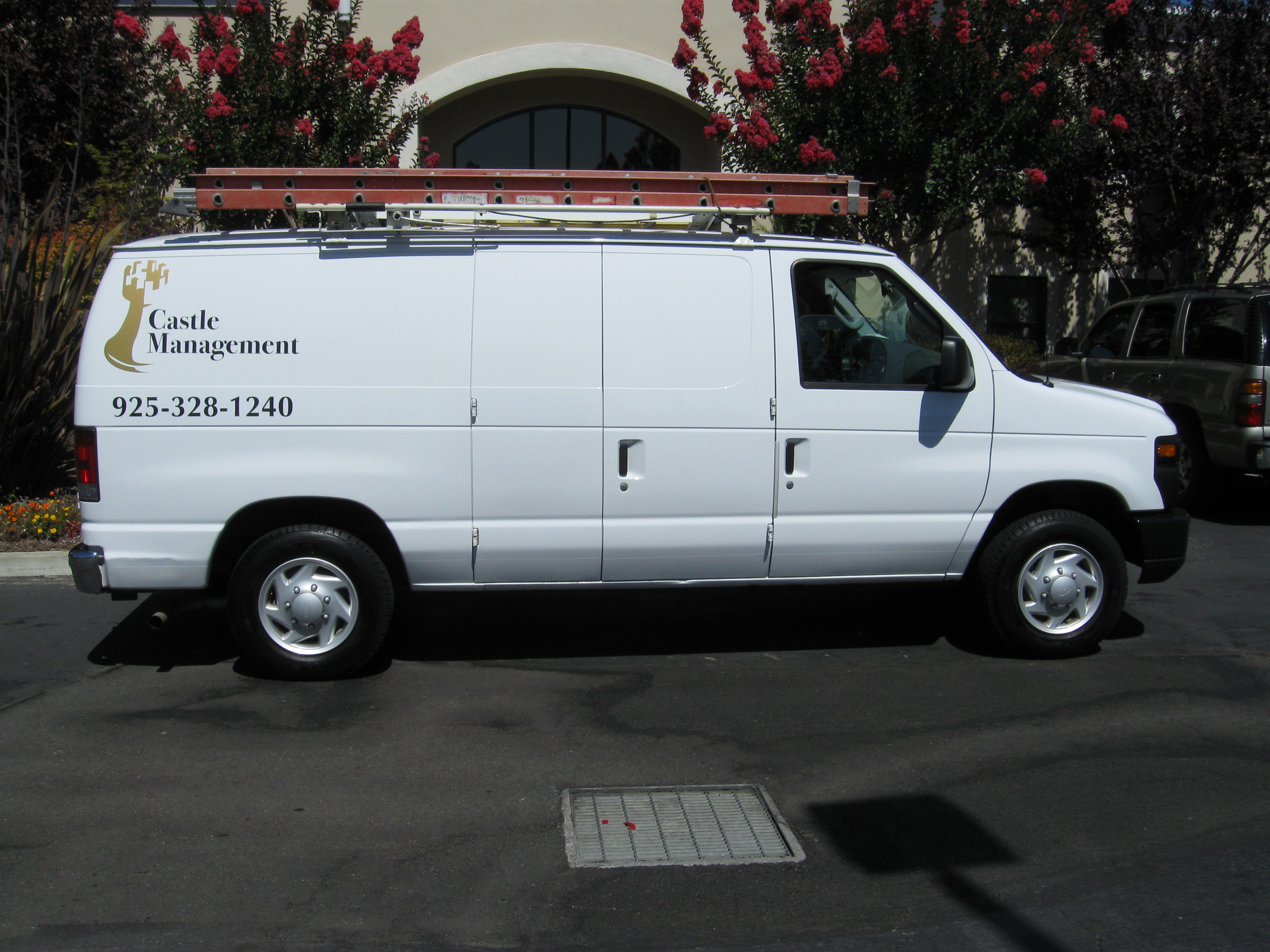 Why You Should Work with Castle Management